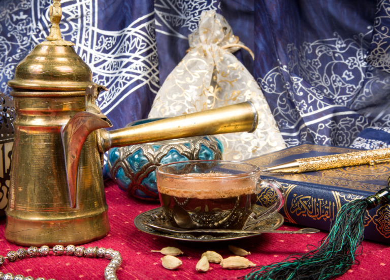 Emirati Coffee: History, Traditions and Recipe - Grind Those Beans